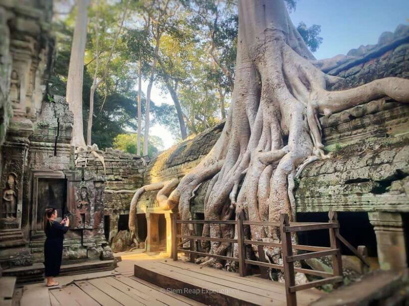 Angkor Wat 2-Day complex Sun rise & Sun set with Guided Tour - The Itinerary: What to Expect