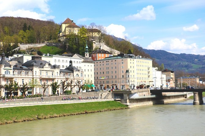 Arrival Private Transfers: Salzburg Airport SZG to Salzburg in Business Car - Comfort and Convenience: What Makes This Service Stand Out