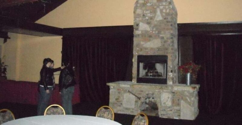 Aurora Two Brothers Roundhouse Ghost Tour - Who Should Consider This Tour?