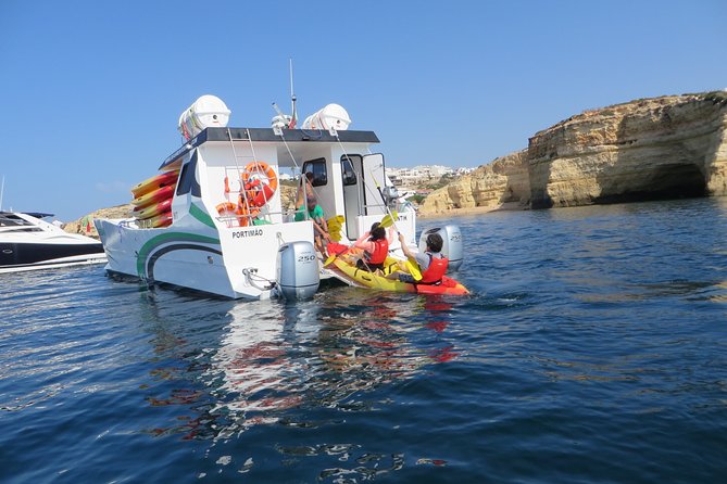 Benagil Kayak Tour On Board a Fantastic Catamaran - What Travelers Say