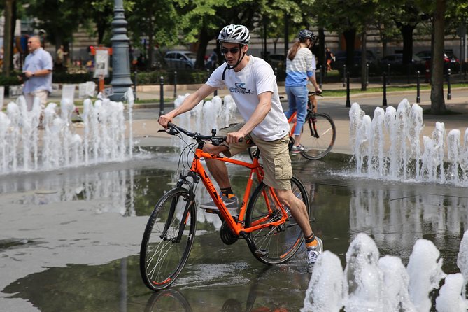 Budapest: Private Fahrradtour - optional mit E-Bikes - Authentic Experiences & Real Traveler Feedback
