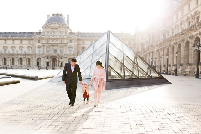 Central Paris Private Photo Session - What to Expect from the Photographer