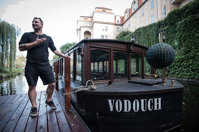 Charles Bridge: River Boat Cruise & Guided Tour with PragueWay - Who Would Love This Tour?