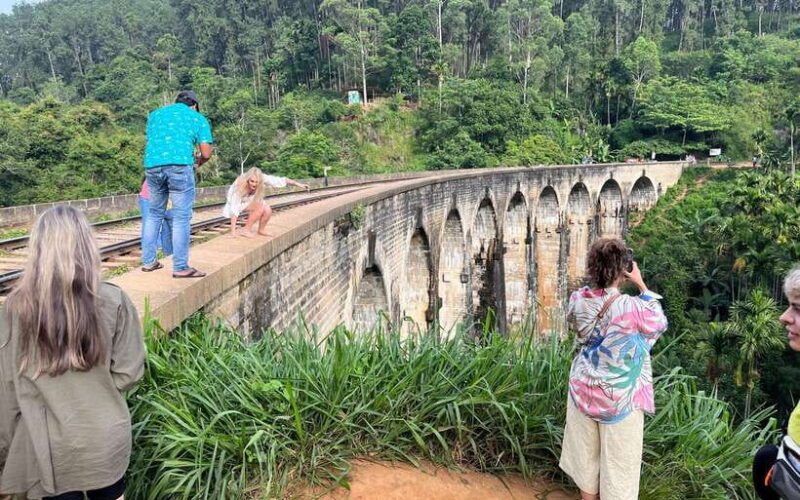 Colombo/Negombo: Sigiriya, Kandy, Ella 3-Day Trip with Train - Transport, Accommodation, and Food