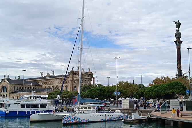 Columbus Monument Access With Barcelona Seaside Guided Tour - Why This Tour Offers Good Value