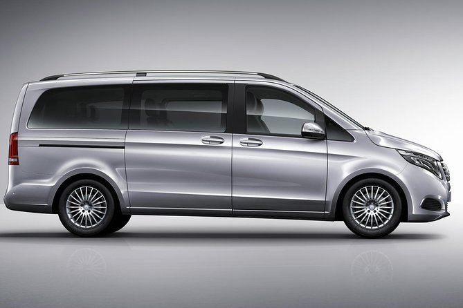 Departure Private Transfer: Barcelona City to Barcelona Airport - The Booking and Logistics