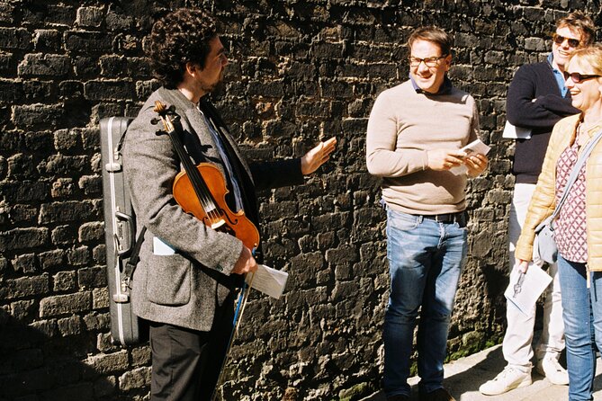 Dublin Traditional Irish Music Walking Tour with Live Performance - The Experience: What You Can Expect