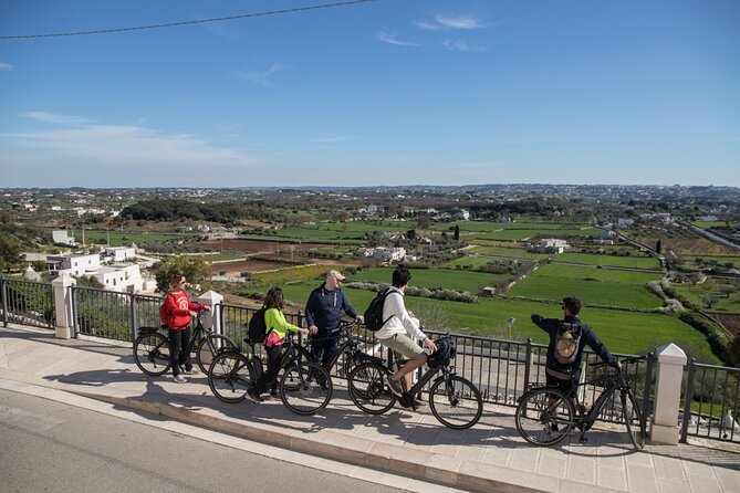 e-Bike tour in Locorotondo, oil mill visit and EVO oil tasting - Scenic Viewpoint of the Itria Valley