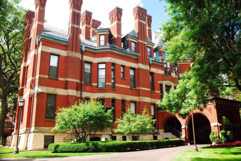 Echoes of Elegance: Chicagos Architectural Splendors - What’s Included and Practical Details