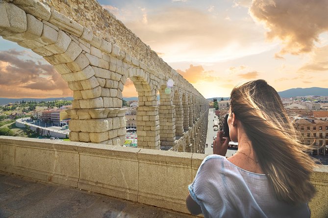 El Escorial, Valley & Segovia day tour from Madrid - FAQs