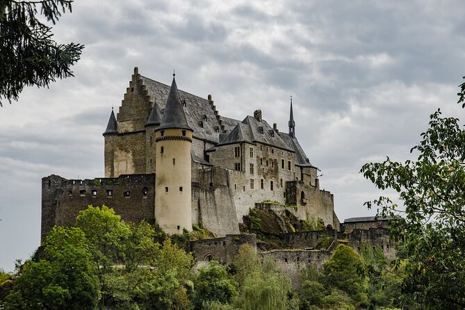 Explore Luxembourg in 60 minutes with a Local - What the Tour Offers and What it Doesn’t