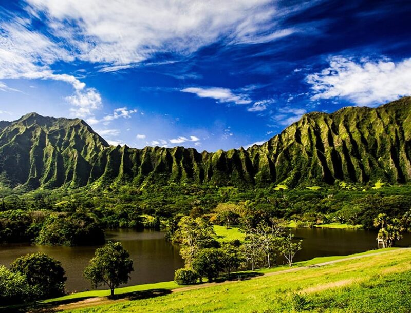 Explore Oahu in a Polaris Slingshot - The Cost and Value