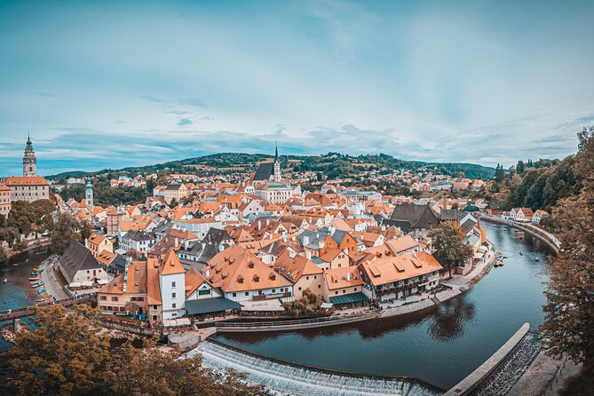 Explore the Instaworthy Spots of Cesky Krumlov with a Local - The Value of a Guided Photo Tour