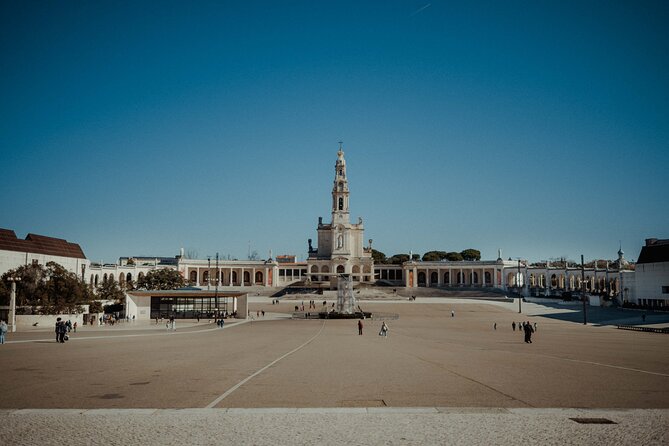 Fatimas Wonders  Religious Capital Private Tour - What to Expect from the Itinerary