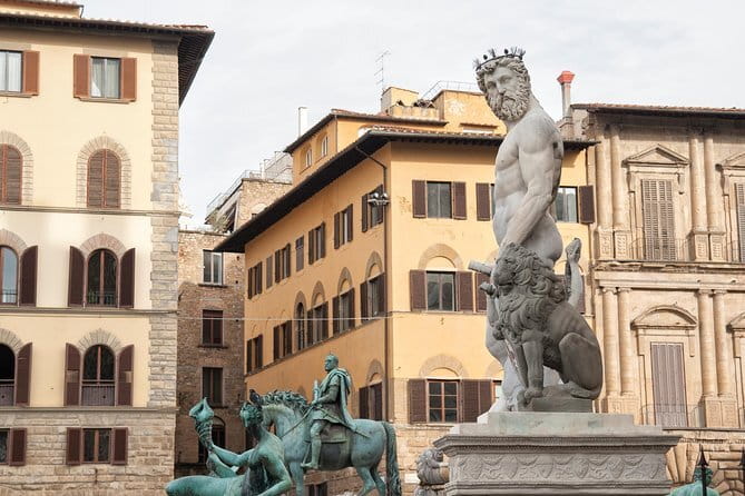 Florence Palazzo Vecchio: Reserved Entrance Ticket & Visit - Private Chambers and Medici Apartments