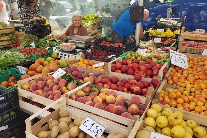 Food and wine tour of Pescara Vecchia on foot - Practical Details: What to Know Before Booking