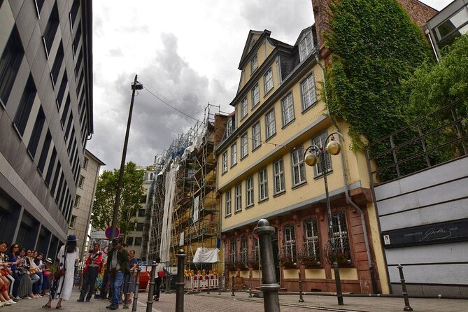 Frankfurt Hop-on Hop-off Tour - FAQs