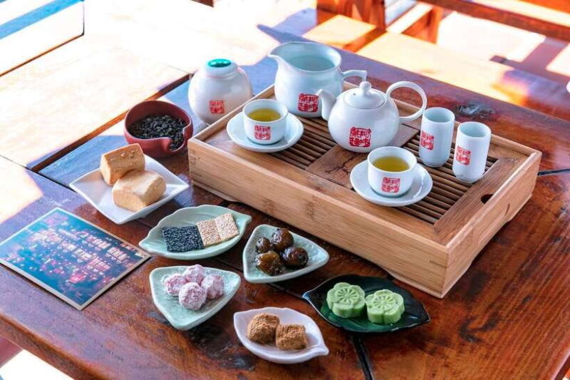 From Taipei: Private Scenic Tour to Jiufen, Yehliu & Pingxi - Discovering Jiufen Old Town: A Journey Back in Time