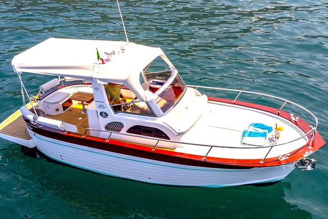 Full Day Private Boat Tour to Capri from Amalfi - Lunch and Inland Capri