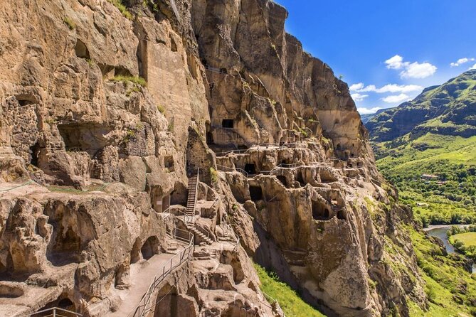 Full Day Private Tour in Vardzia, Rabati and Borjomi with Guide - Rabati Castle: A Blend of Cultures and Architecture