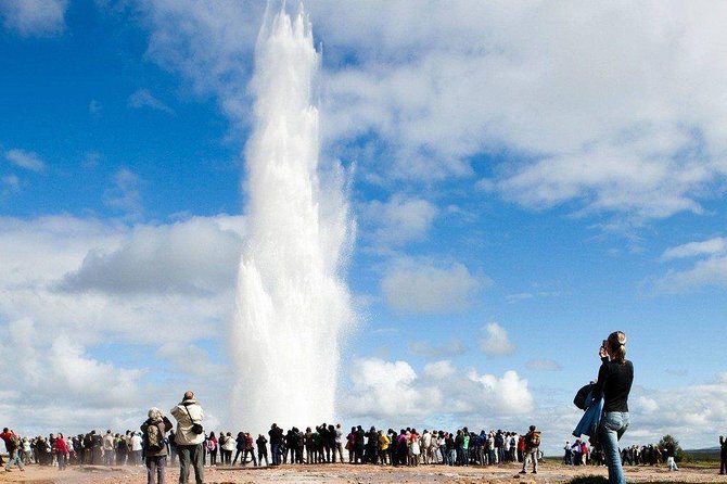 Golden Circle and Northern Lights Combo Small Group Tour - The Northern Lights Experience