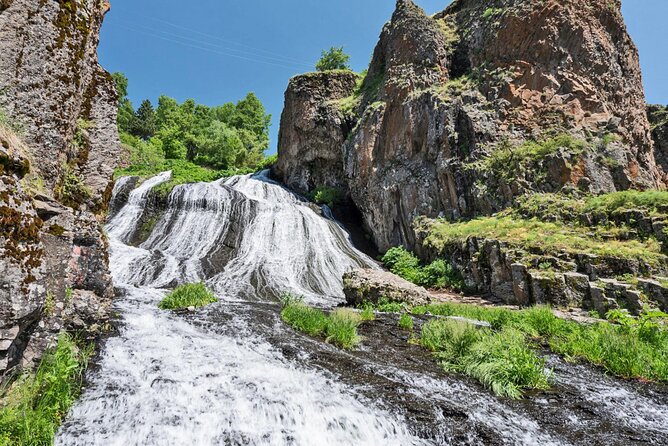 Group Tour: Lake Sevan, Hayravank, Noratus, Jermuk, winery - A Deep Dive into the Tour Experience