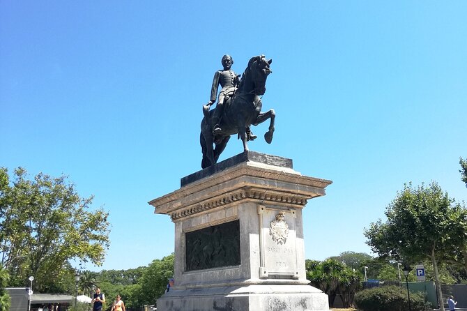 Guided Tour Ciutadella Park Nature, Triumphal Arch and Gaudí in Barcelona. - The Ideal Audience for This Tour