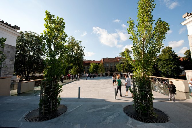 Guided Walk and Funicular Ride to Ljubljana Castle - How This Tour Adds to Your Ljubljana Visit