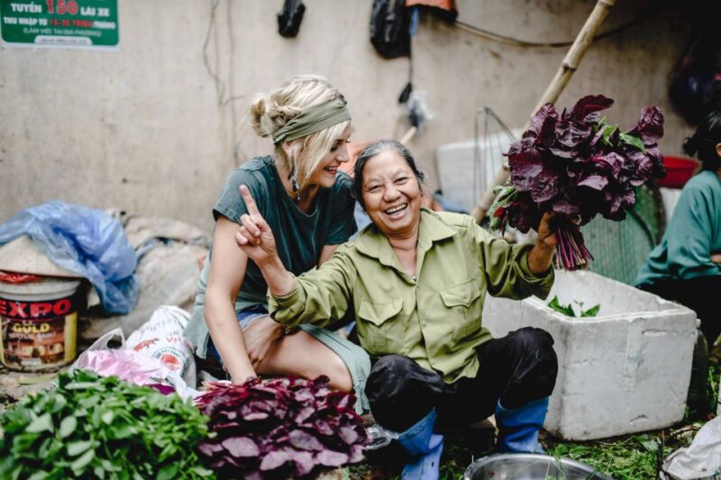 Hanoi Farm Tour and Cooking Class with Local Family - Visiting the Vegetable Farm and Fruit Gardens