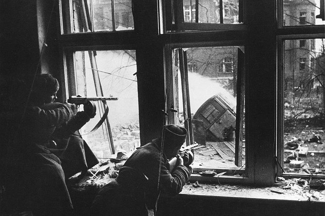 III Reich and WW2 in Wroclaw. Monday-Friday regular tour - A Deep Dive into the Itinerary
