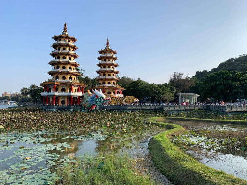 Kaohsiung: Private City Tour with Fo Guang Shan Museum - Who Is This Tour Best For?