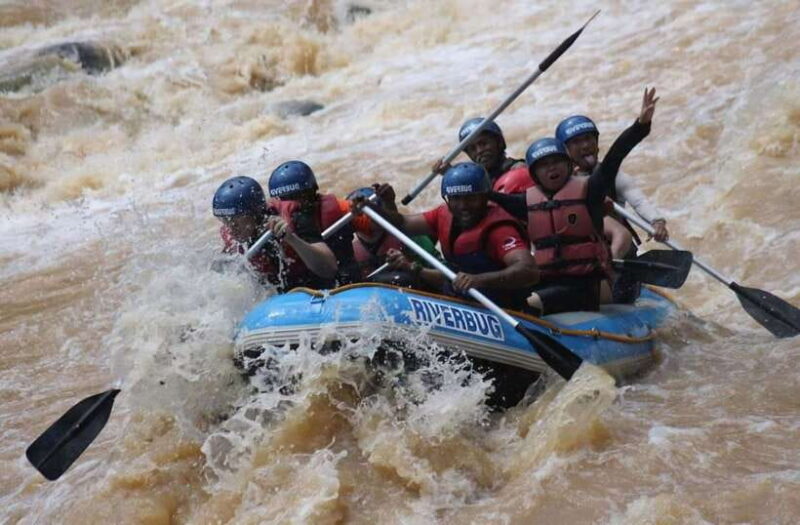 Kota Kinabalu: Kiulu River Rafting and Mari Mari Village - A Break by the River: Lunch and Relaxation