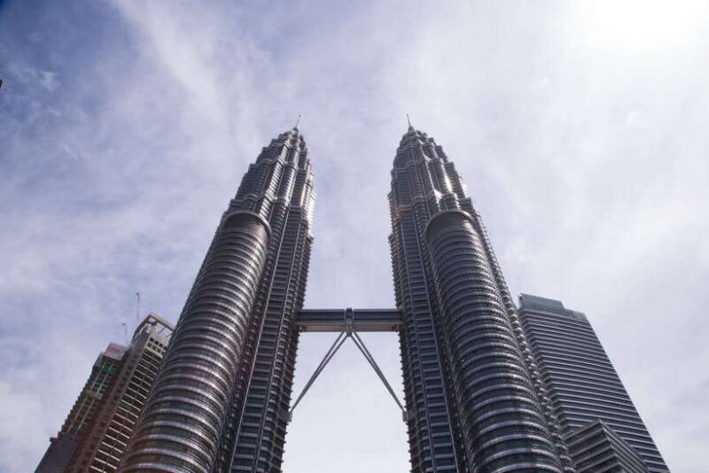 Kuala Lumpur, Putrajaya & Batu Caves Private Tour - The Batu Caves: A Must-Visit Landmark