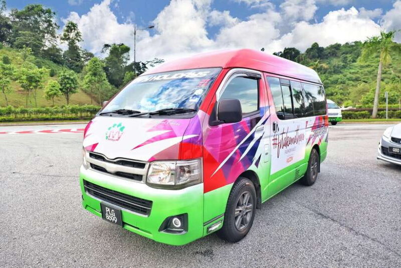 Kuala Lumpur: Sightseeing by Private Vehicle with Driver - The Itinerary: What You Can Expect