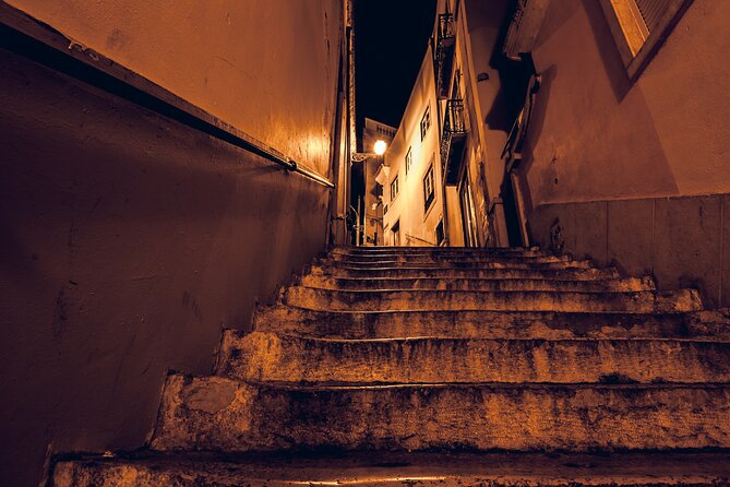 Lisbon Fado Dinner Show and Panoramic Night Tour - FAQ