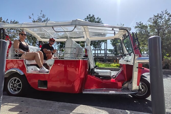 Lisbon Tuktuk Tour With Pickup - FAQ