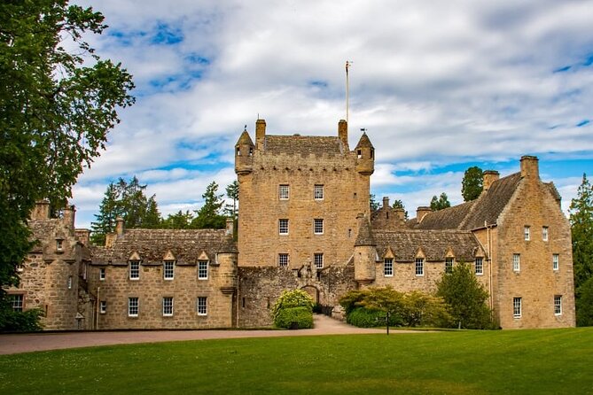 Loch Ness, Urquhart Castle & Culloden Battlefield - Transportation & Logistics: What It Means for You