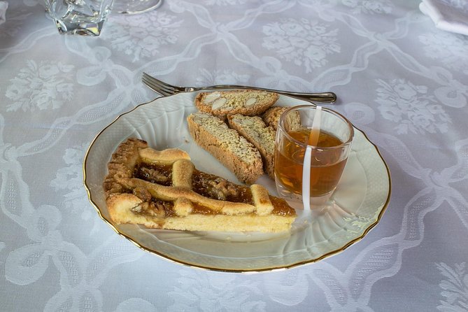 Lunch or dinner and cooking demo at a local home in Viareggio - The Itinerary in Detail