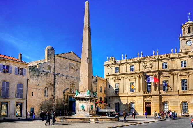 Marseille Shore Excursion: Private Day Trip to Arles, Les Baux de Provence and Saint Remy de Provence - Authentic Traveler Perspectives