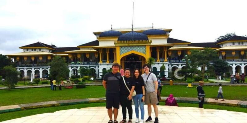 Medan: 4 Days 3 Nights Lake Toba Tour Package include Hotels - Transportation and Accommodation