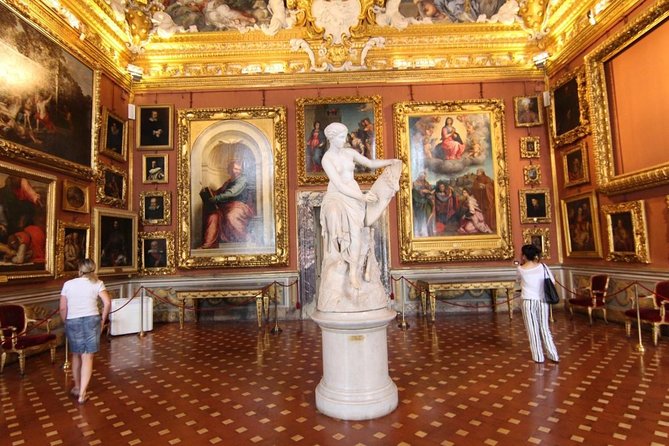 Medici's Mile Walking Tour plus Pitti Palace or Boboli Gardens Ticket - The Value Proposition