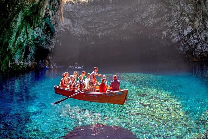Melissani lake - Drogarati gave - Myrtos foto stop - Deep Dive Into the Itinerary