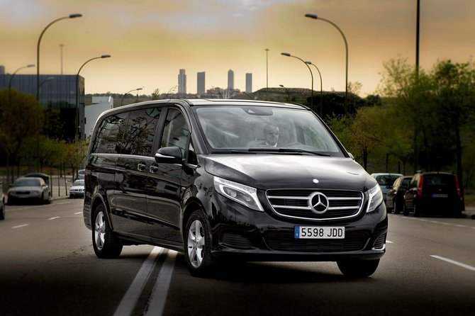 Minivan Departure Transfer Helsinki City to Helsinki Airport HEL - Why Choose This Transfer?