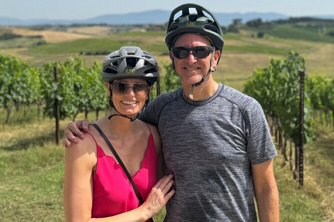 MONTALCINO Essence: Your PRIVAT E-Bike Experience, Top Quality! - Who Will Love This Tour?