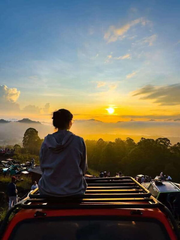 Mount Batur Jeep Sunrise -Off Road Black lava and breakfast - The Itinerary in Detail