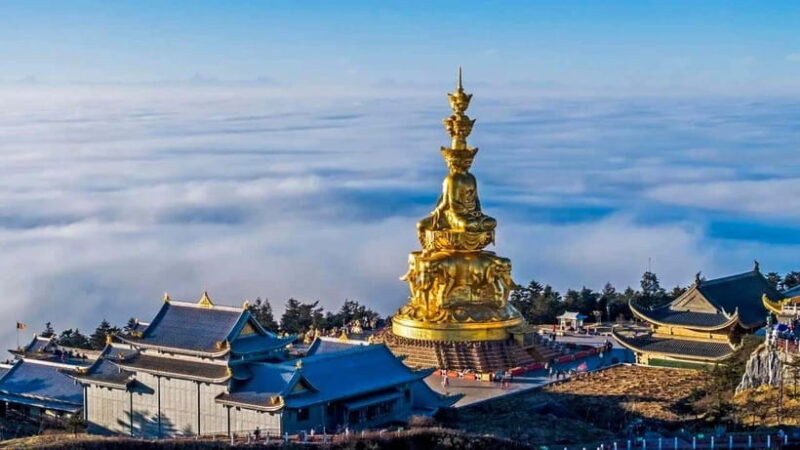 Mount Emei: Experience Natural Beauty and Buddhist Culture - The Itinerary Breakdown