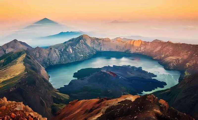 mount rinjani 3D/2N summit,lake.hot spring and crater rim - Who Will Love This Trek?