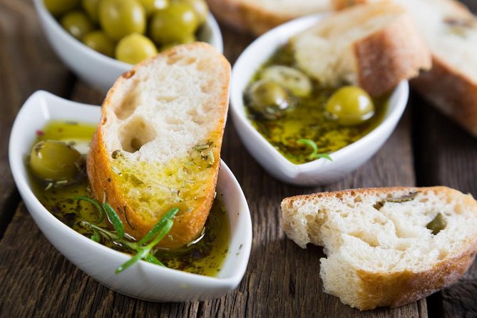Naples Hands-on Cooking Class: Gnocchi, Ravioli, Tiramisu & Wine - Why This Class Works for Travelers