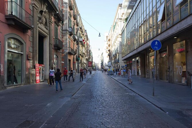 Naples Street Food Scene Tour: Small-Group Tasting Adventure - The Itinerary Breakdown: What to Expect