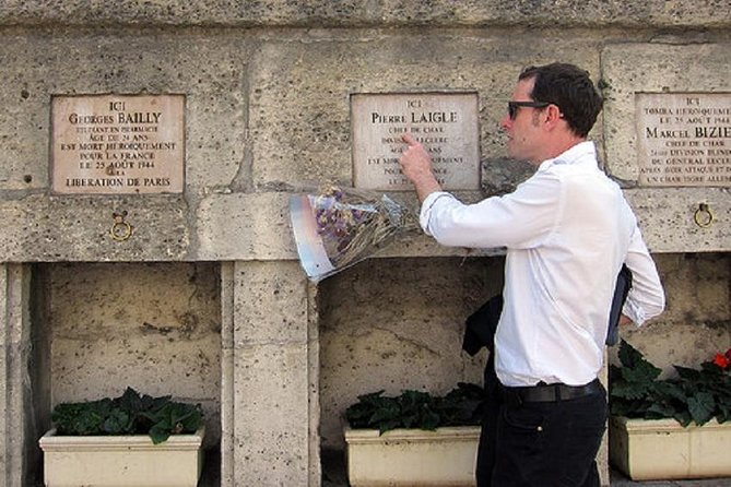 Occupation and Liberation of Paris - Authentic Experiences and Authenticity